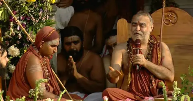 Sri Satya Chandrashekarendra Saraswathi anointed as 71st Shankaracharya of Kanchi Kamakoti ...